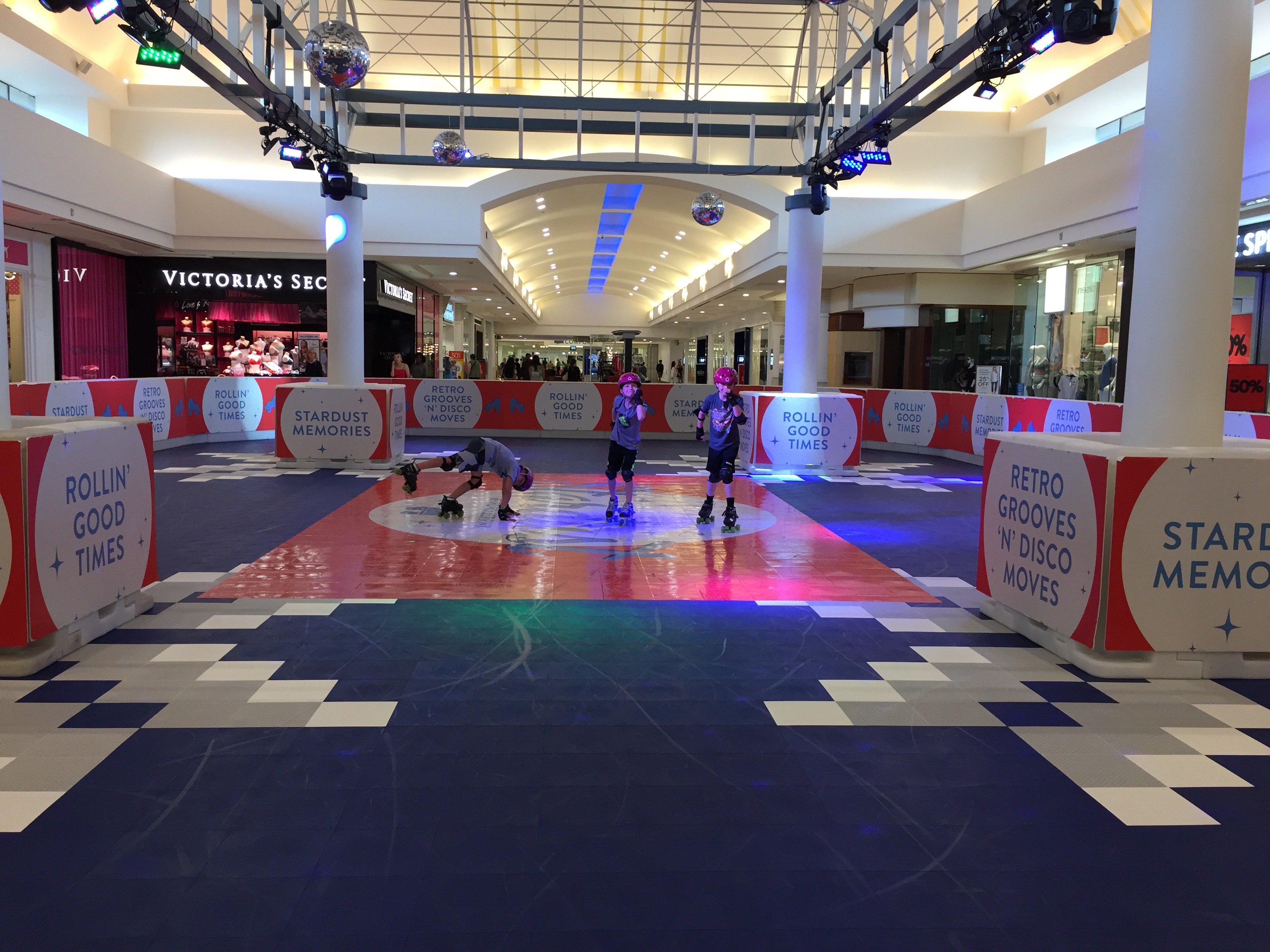 #tbt Stardust Retro Roller Rink - YESS